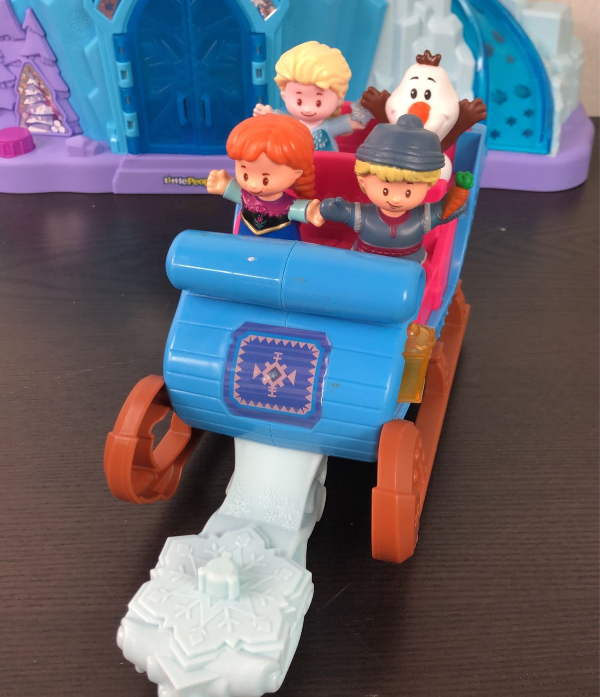 Fisher Price Little People Disney Frozen Elsa Palace Playset And Sled ...