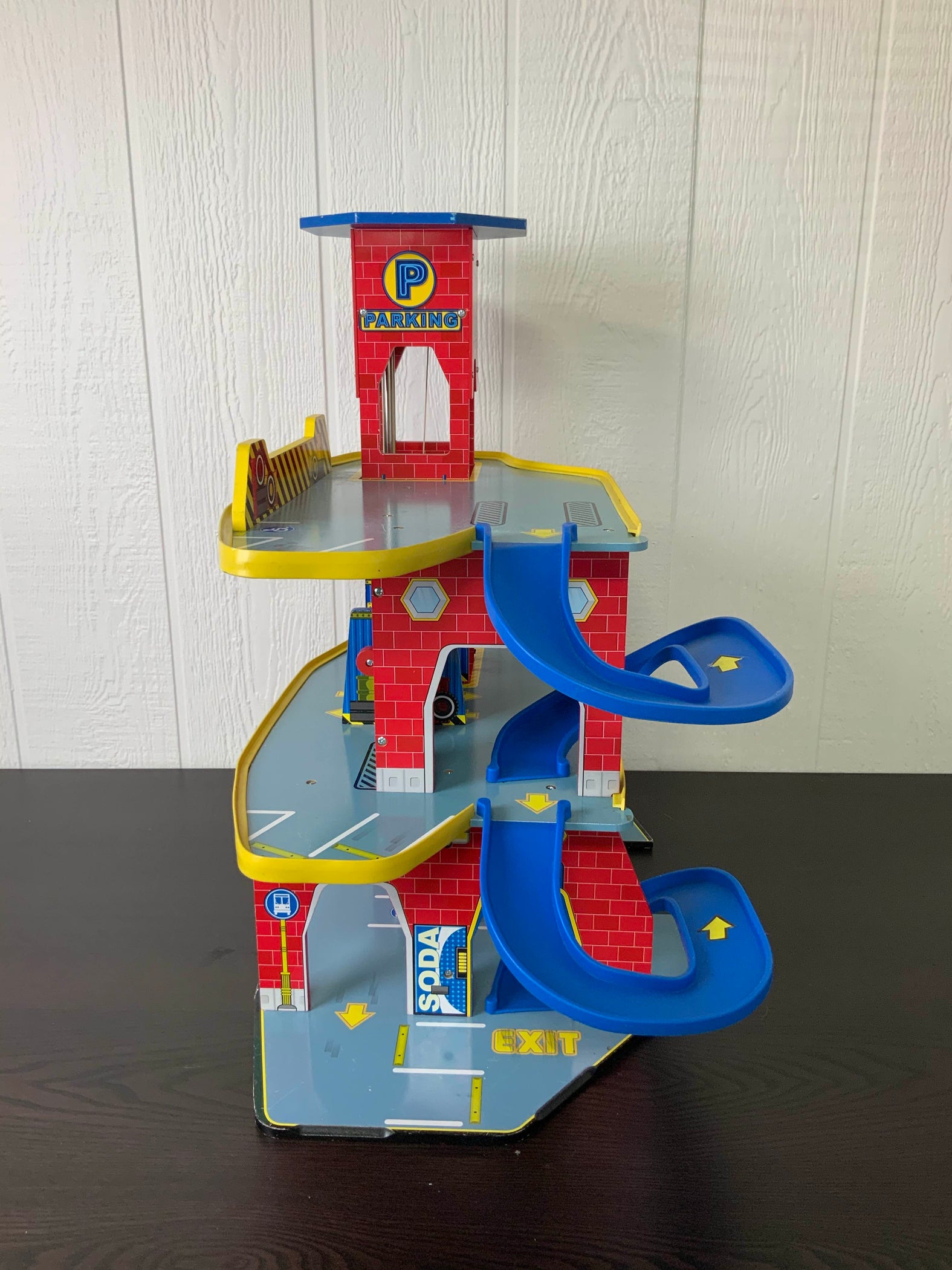 KidKraft Deluxe Garage Set — GoodBuy Gear