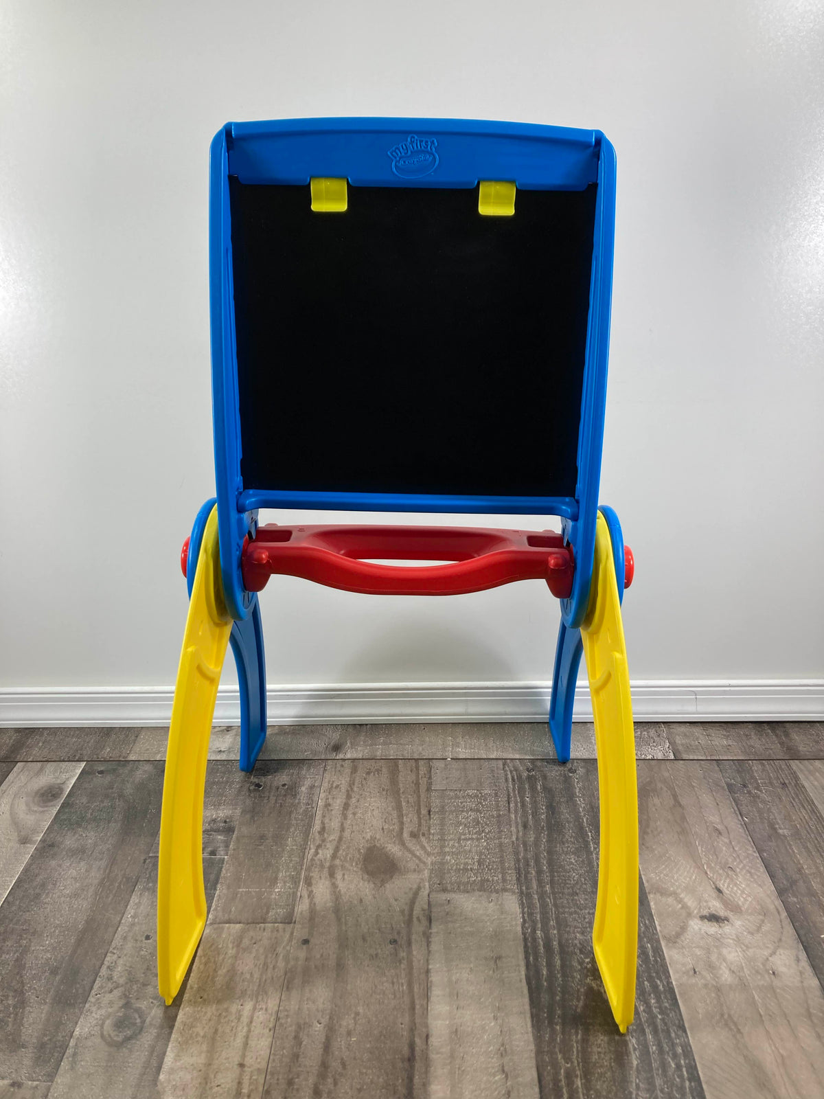 Crayola Easel — GoodBuy Gear