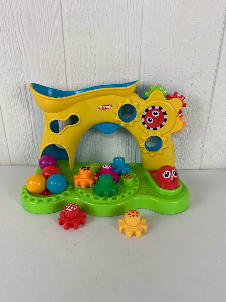 Playskool Musical Activity Ball And Gear Center