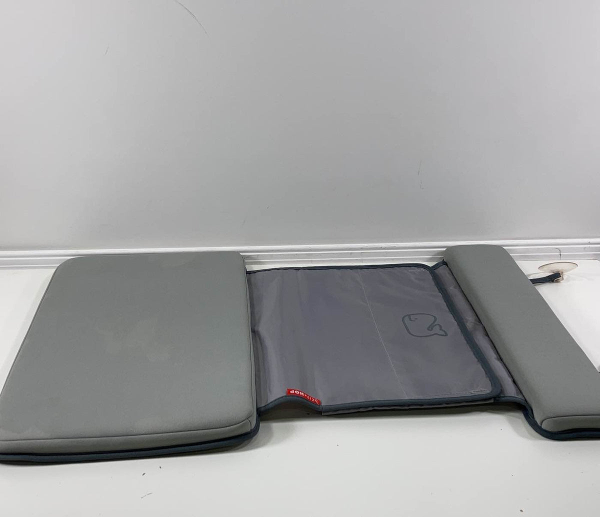 Skip Hop All-in-One Elbow Saver & Kneeler — GoodBuy Gear