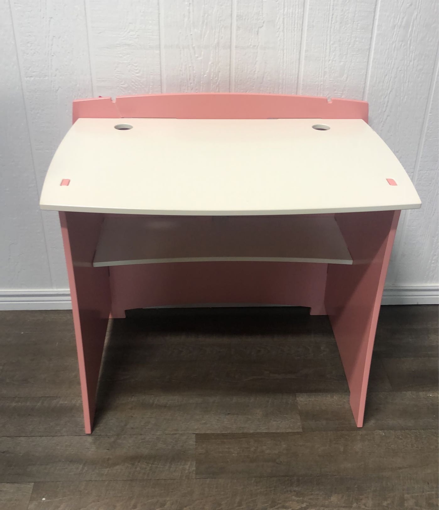 Legare Furniture Children’s Desk With Hutch — GoodBuy Gear