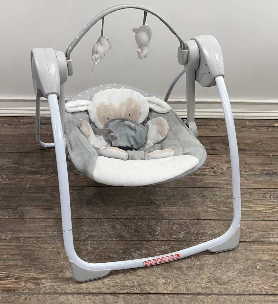 Ingenuity Comfort To Go Portable Swing, Cuddle Lamb