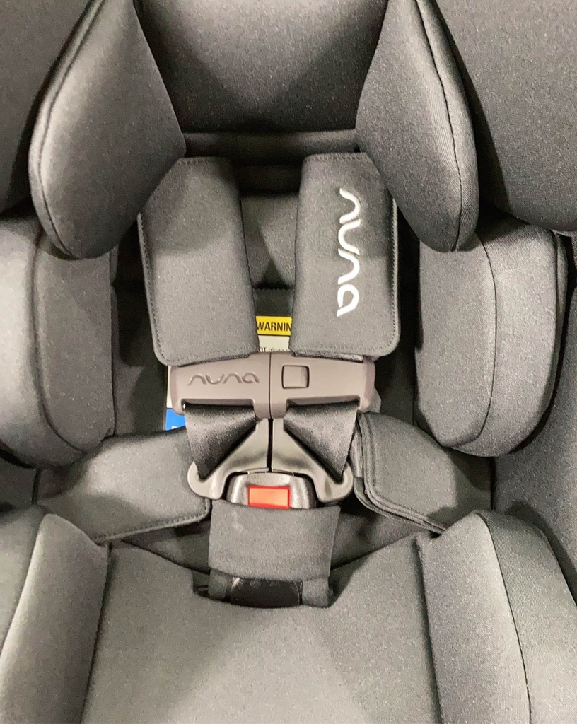 Nuna RAVA Convertible Car Seat, Caviar, 2023