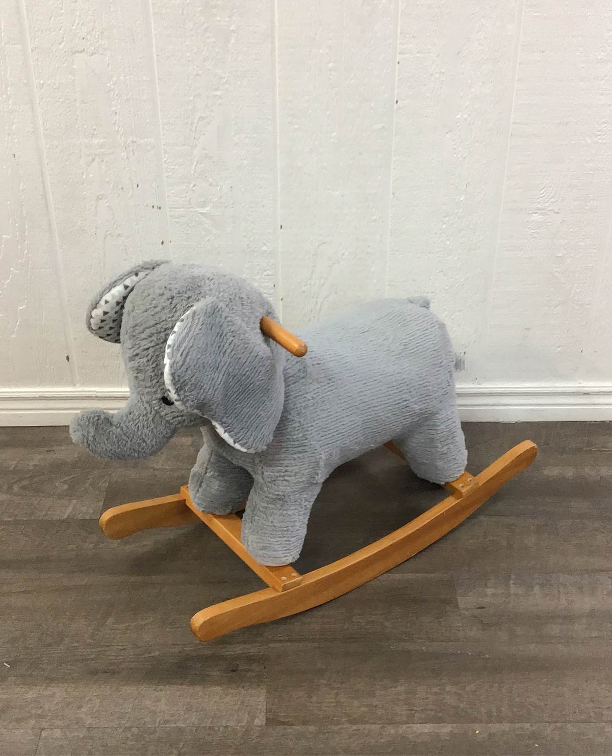 Kids Preferred Elephant Rocker — GoodBuy Gear