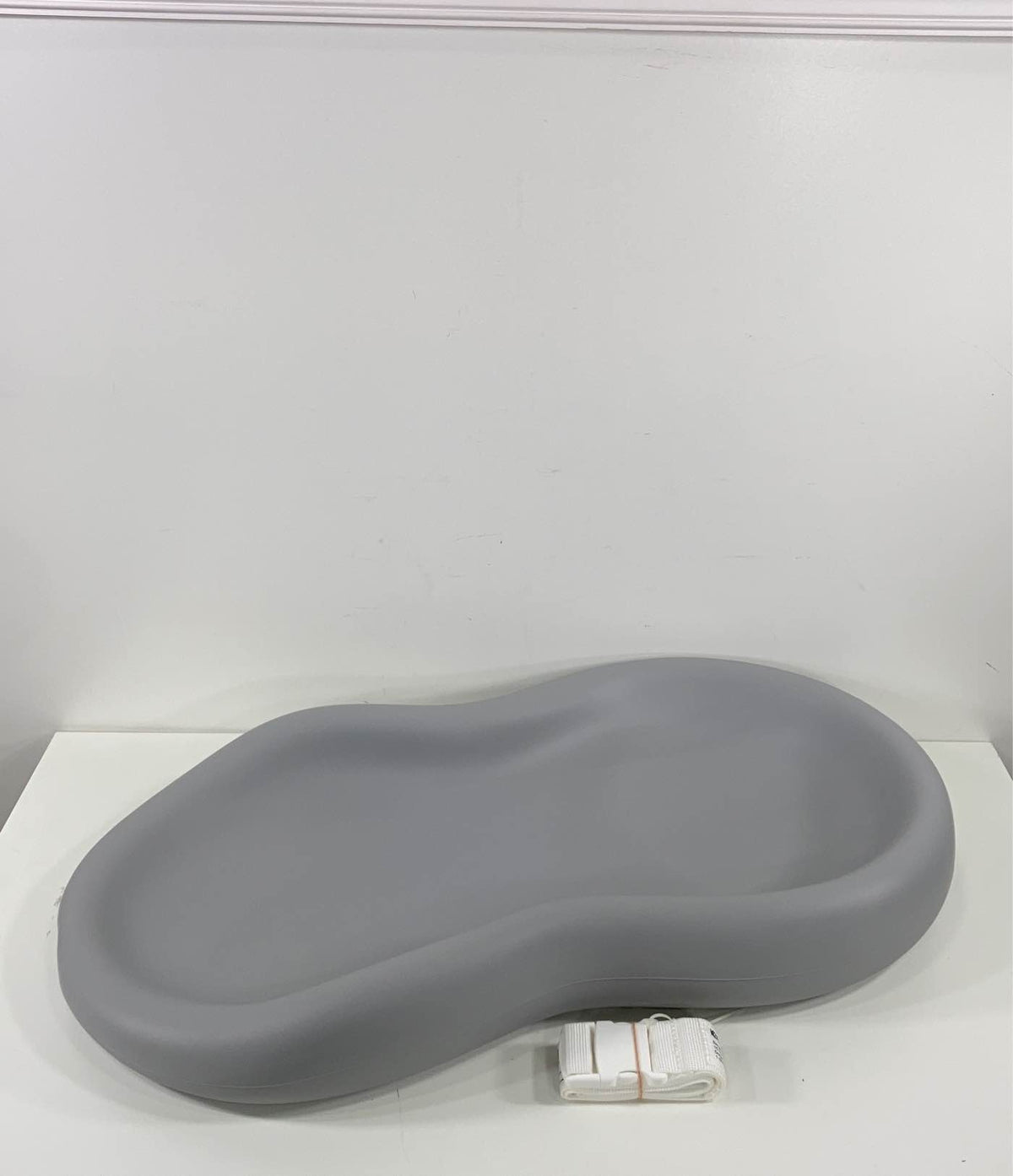 Keekaroo Peanut Changing Pad, Grey — GoodBuy Gear