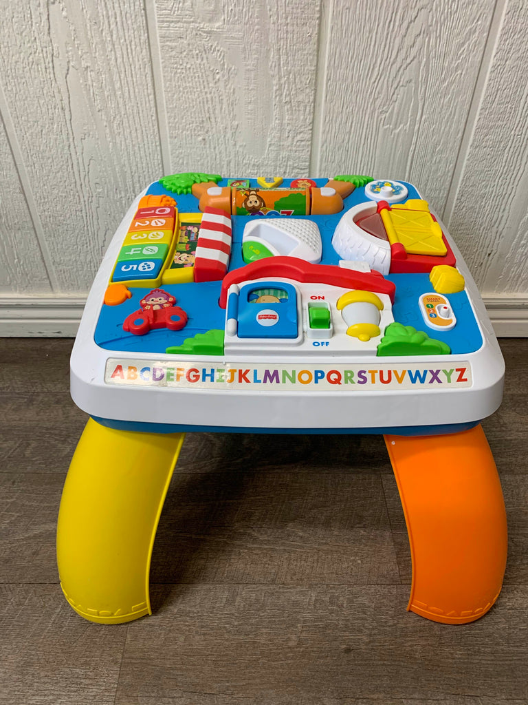 Fisher Price Laugh & Learn Puppy and Friends Learning Table