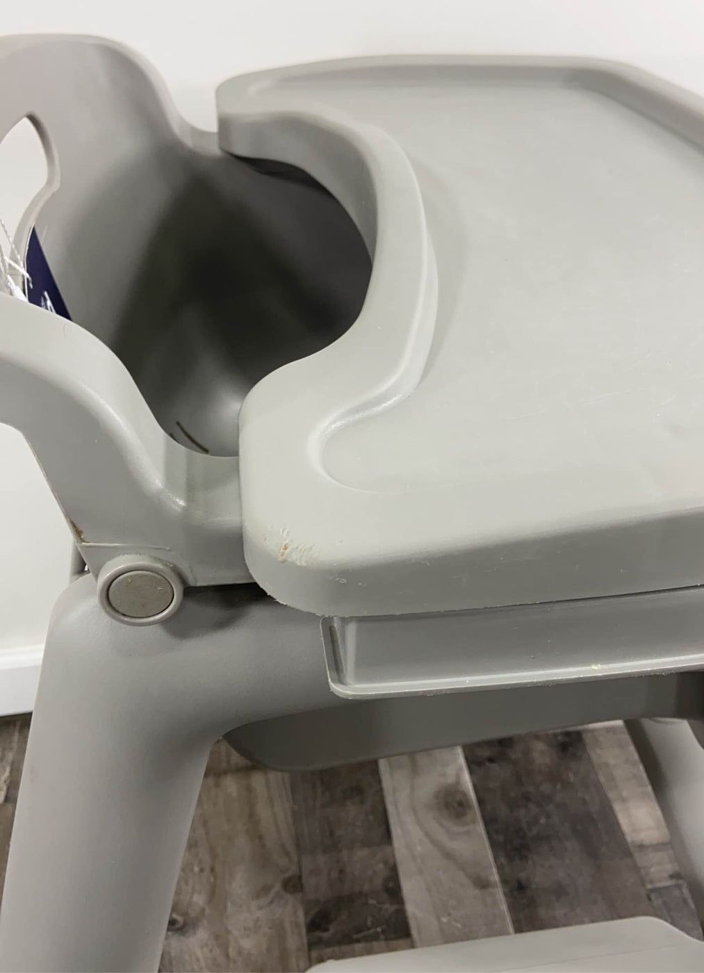 Rubbermaid High Chair — GoodBuy Gear