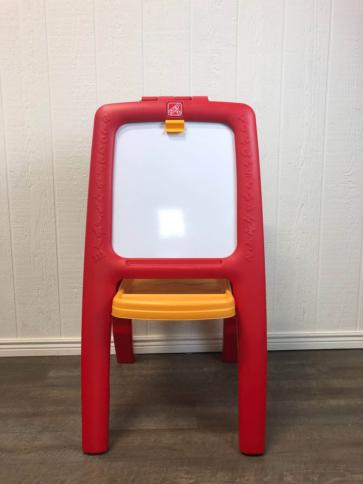 Step2 Easel — GoodBuy Gear