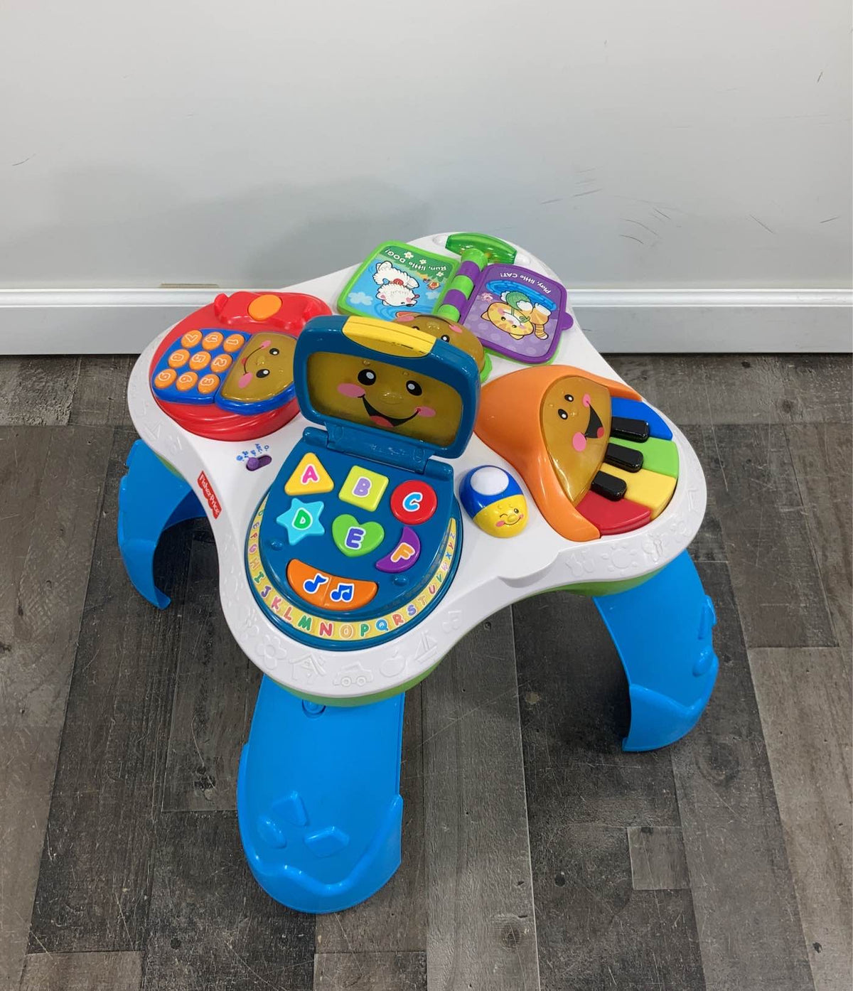 Fisher Price Laugh & Learn Learning Table, Friends Musical Table ...
