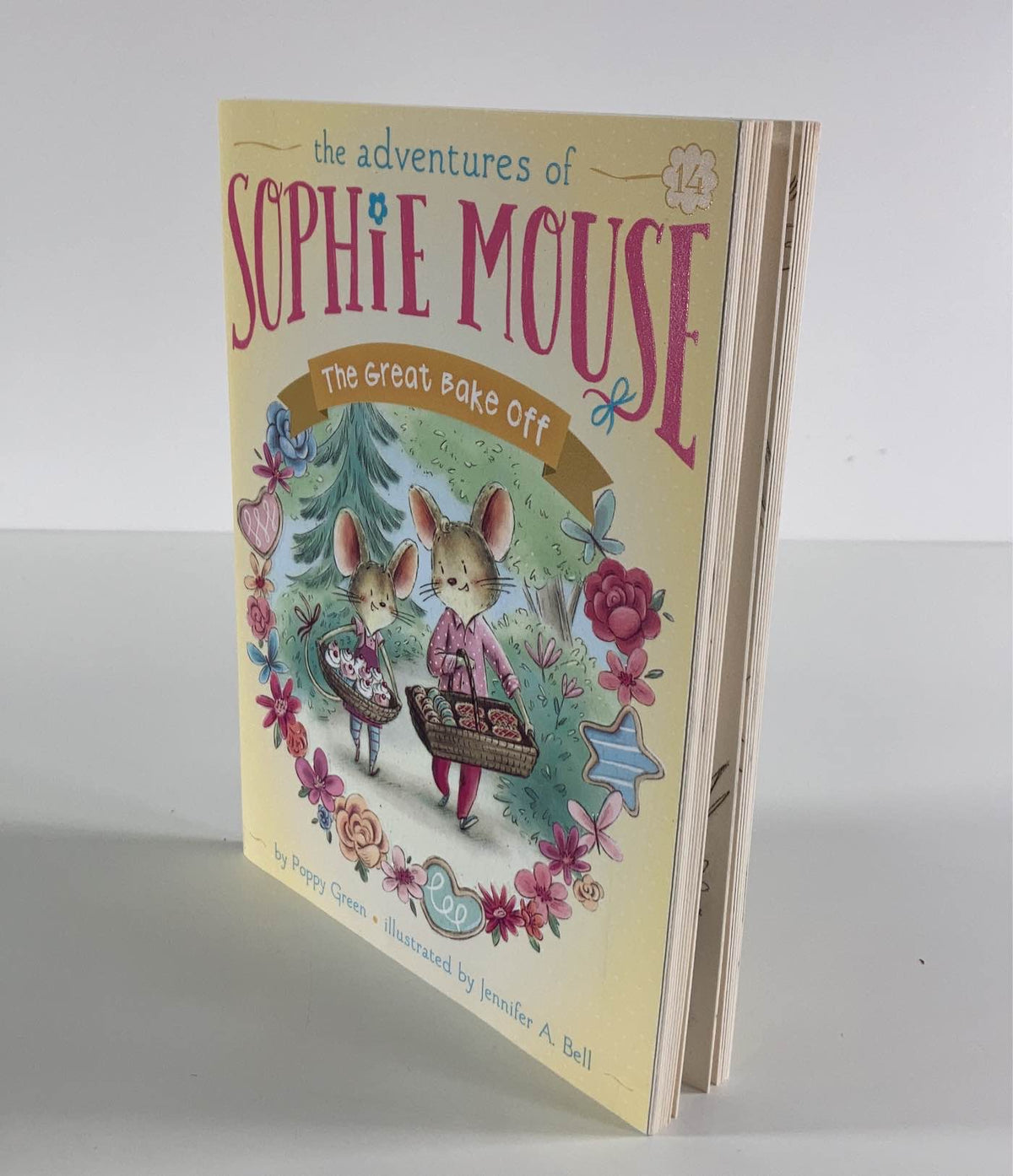 Little Simon The Adventures Of Sophie Mouse: The Great Bake Off ...